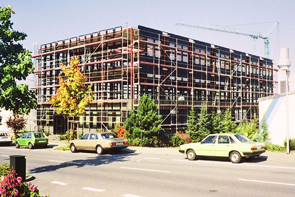 Digatron Power Electronics > Unternehmen